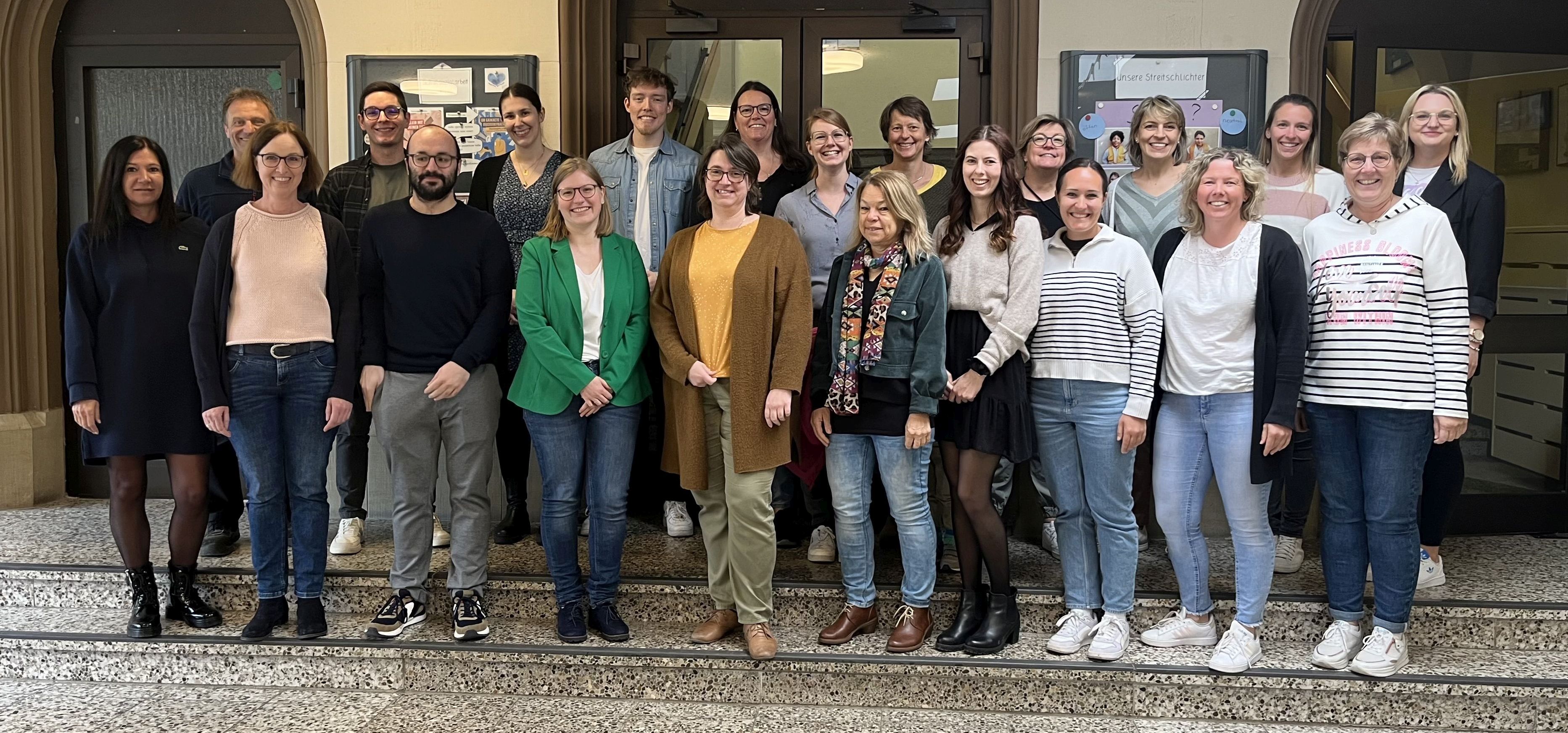 Lehrerkollegium | Schule | Grundschule im Rot